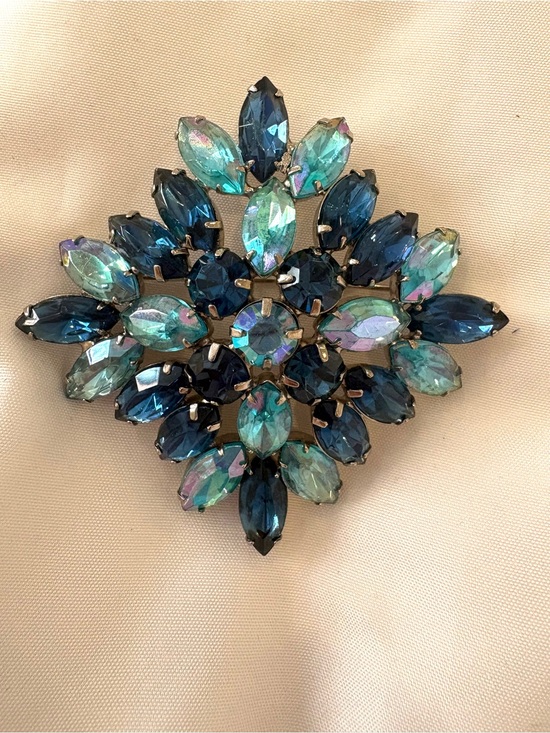 Jewelry | Vintage Blue Ab Rhinestone Starburst Brooch Large Mid Century ...